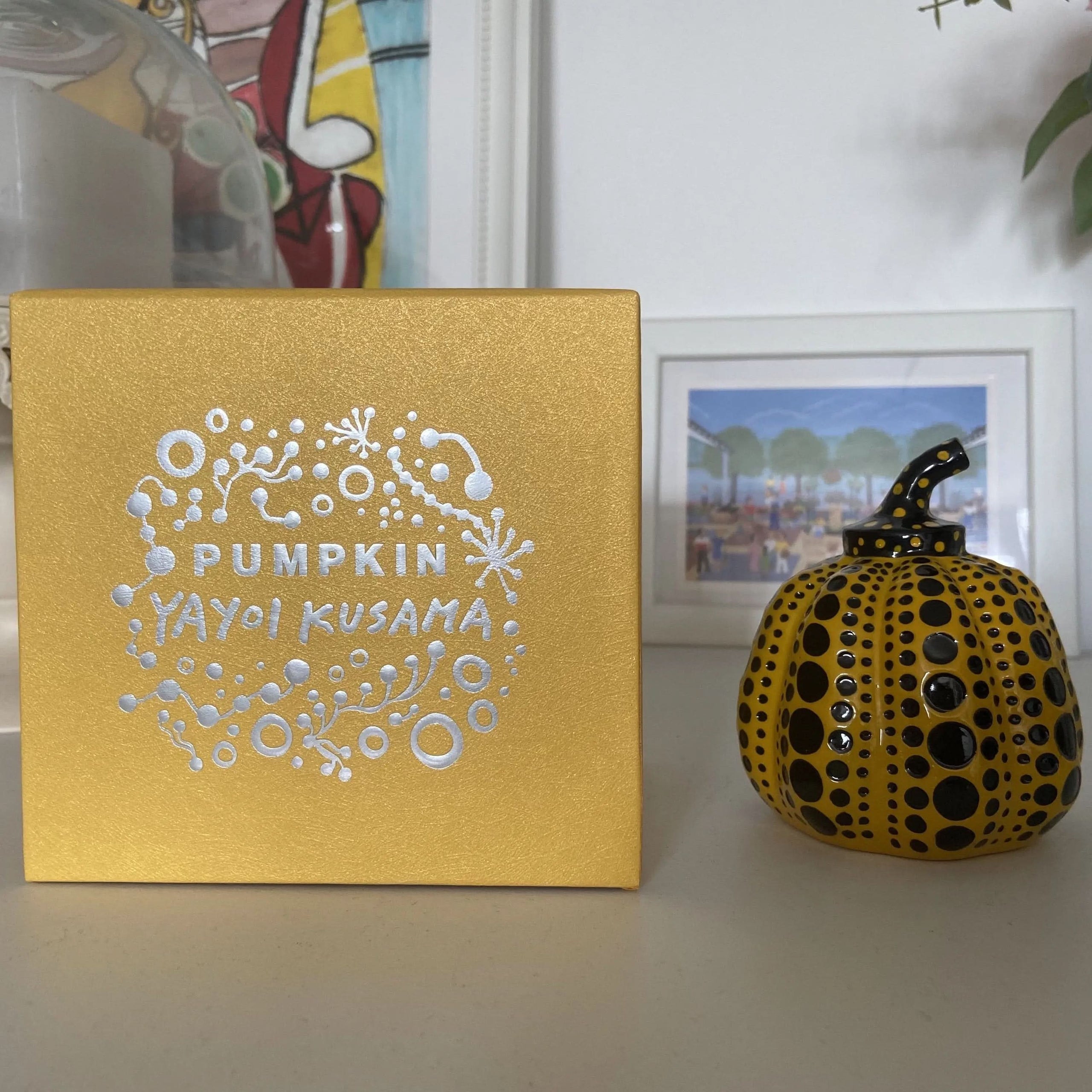 Yayoi Kusama Pumpkin Jaune – Iconic resin sculpture – LYNART STORE